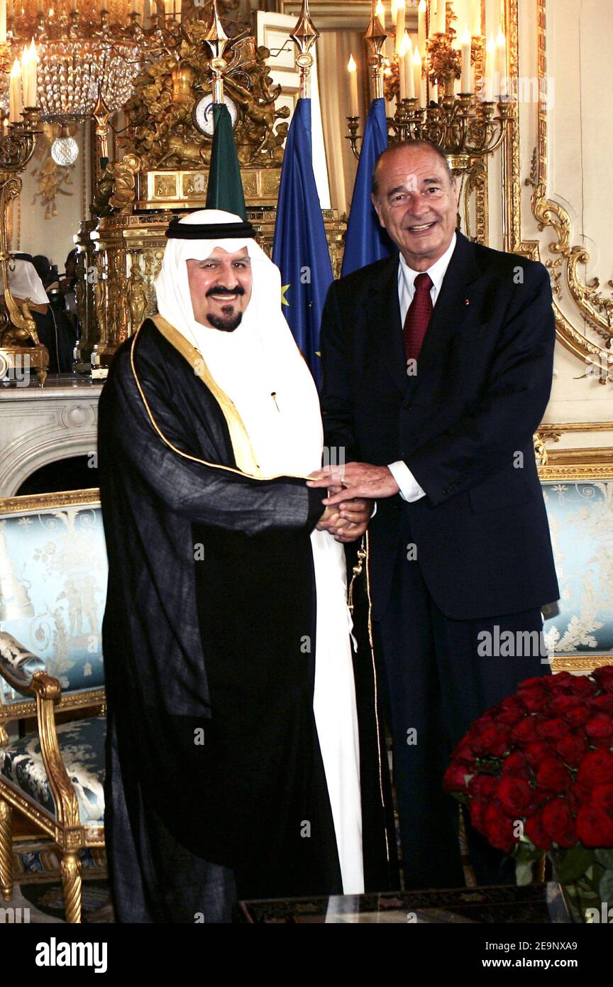 Saudi crown prince paris hi-res stock photography and images - Alamy