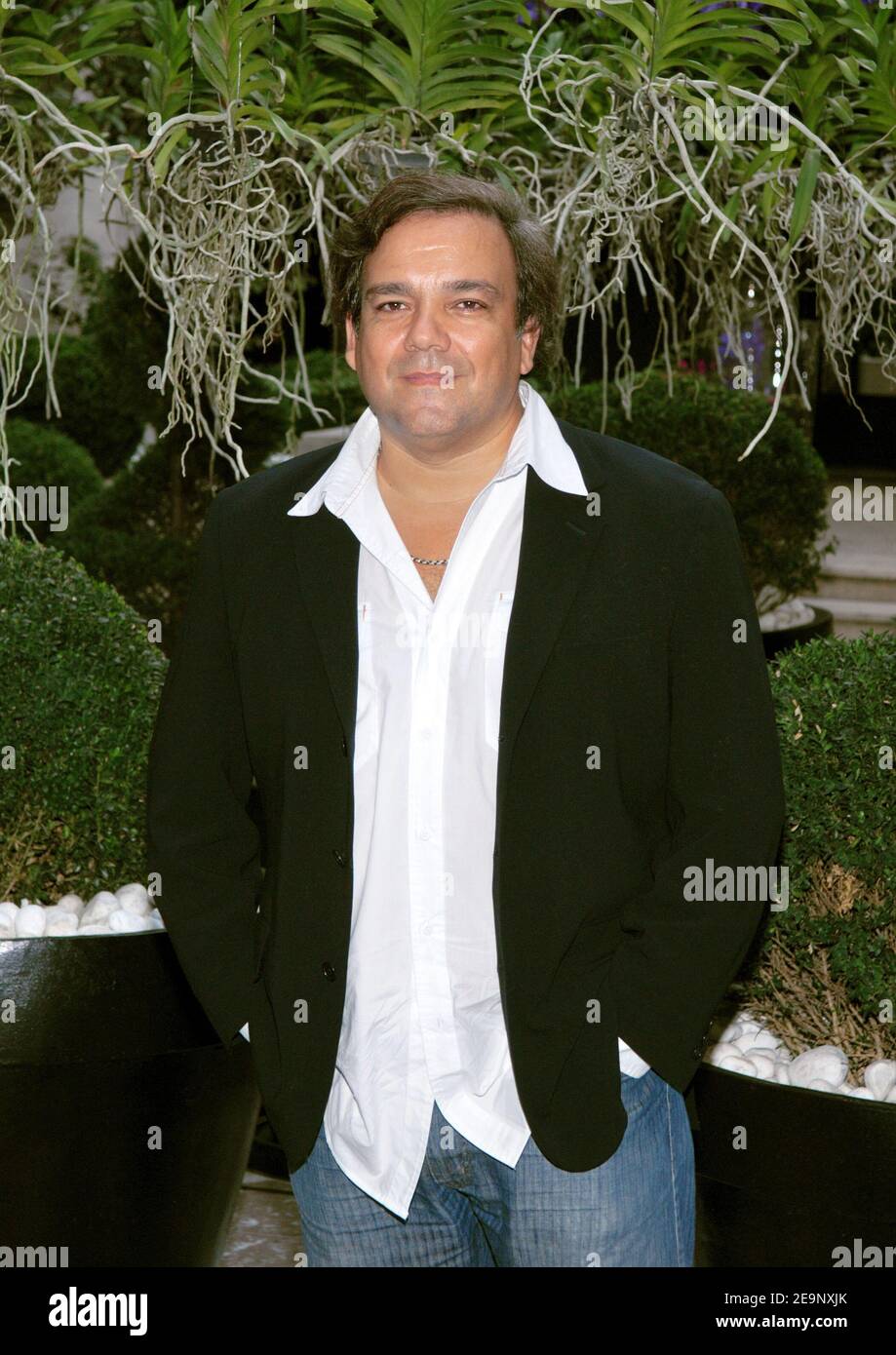 Didier Bourdon Didier Bourdon (Les Inconnus) Tacle Violemment Les Nuls