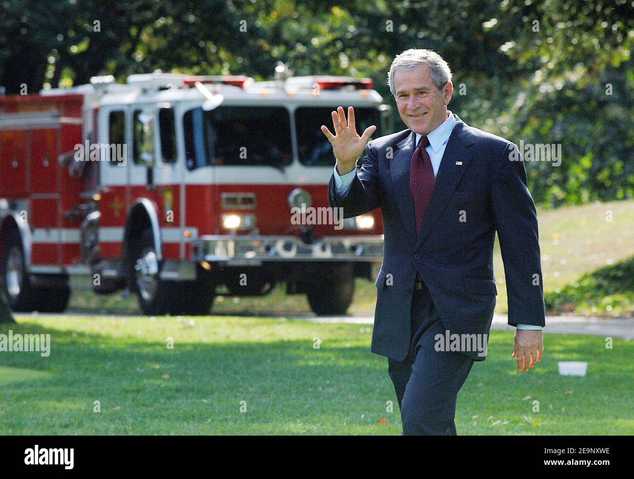 US President George W. Bush departs the White House en route to Camp ...