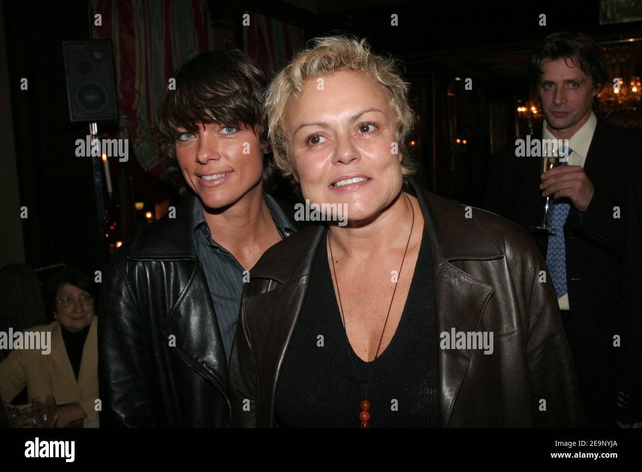 Muriel Robin and her partner Anne pose during the 2006 'Jean Gabin' and ...