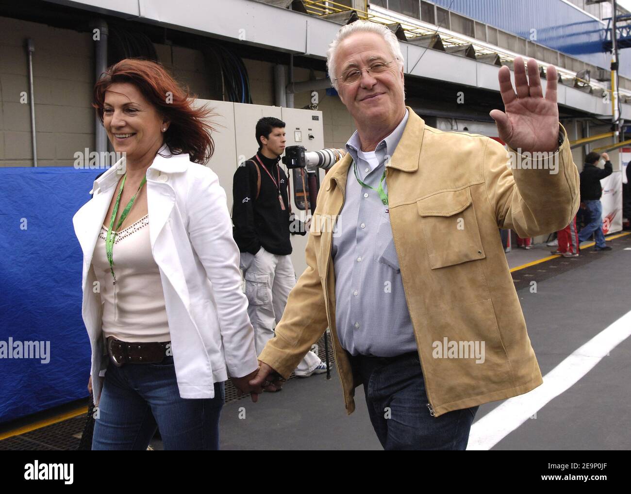 Rolf Schumacher, father of Michael arrives with his new girlfriend ...