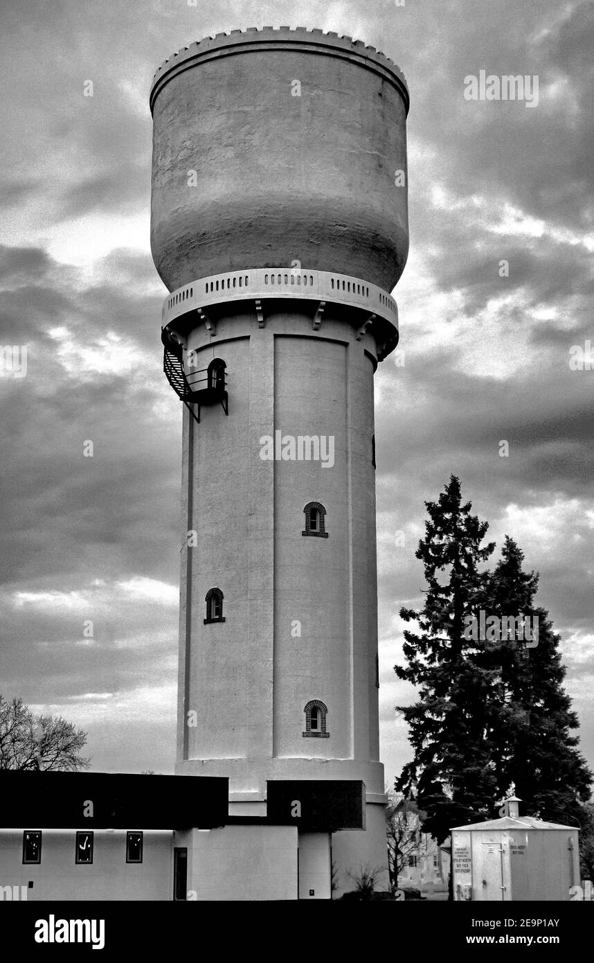 Vertical grayscale shot of a tall stone structure Stock Photo - Alamy