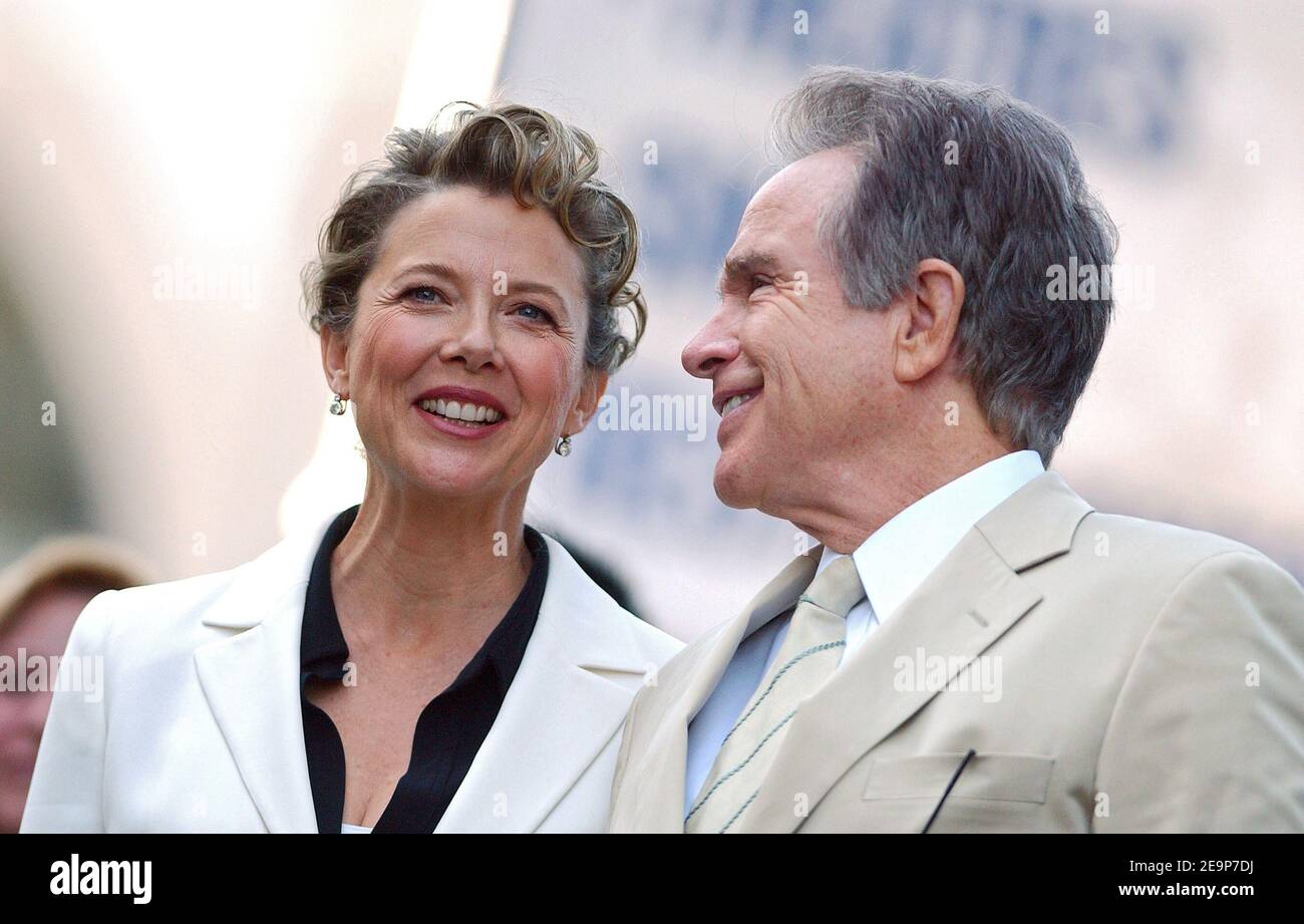 Actress Annette Bening is honored with the 2,324th Star with her ...