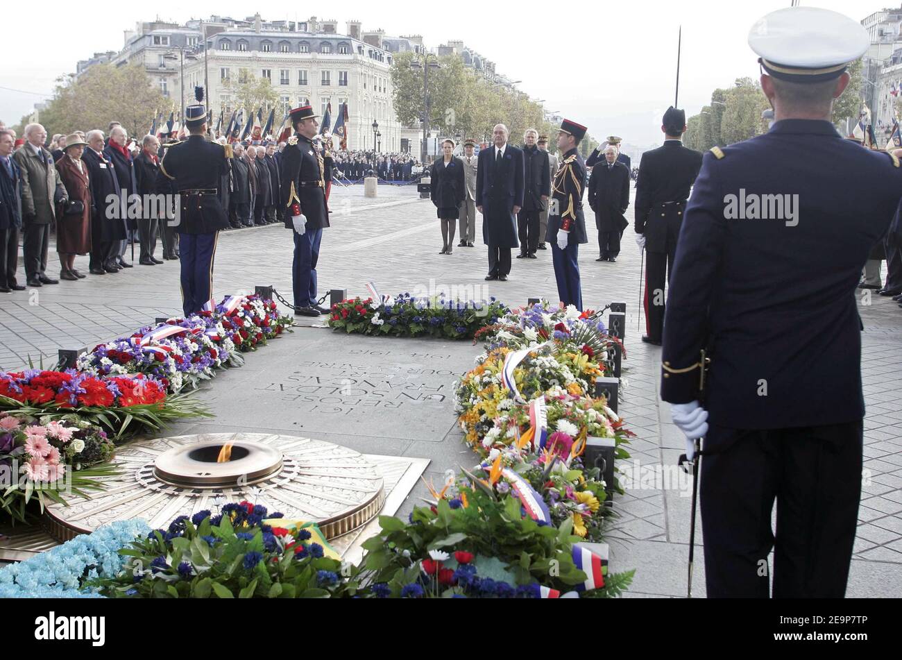 The Armistice Day ceremony at the Arc de Triomphe in Paris Stock Photo ...