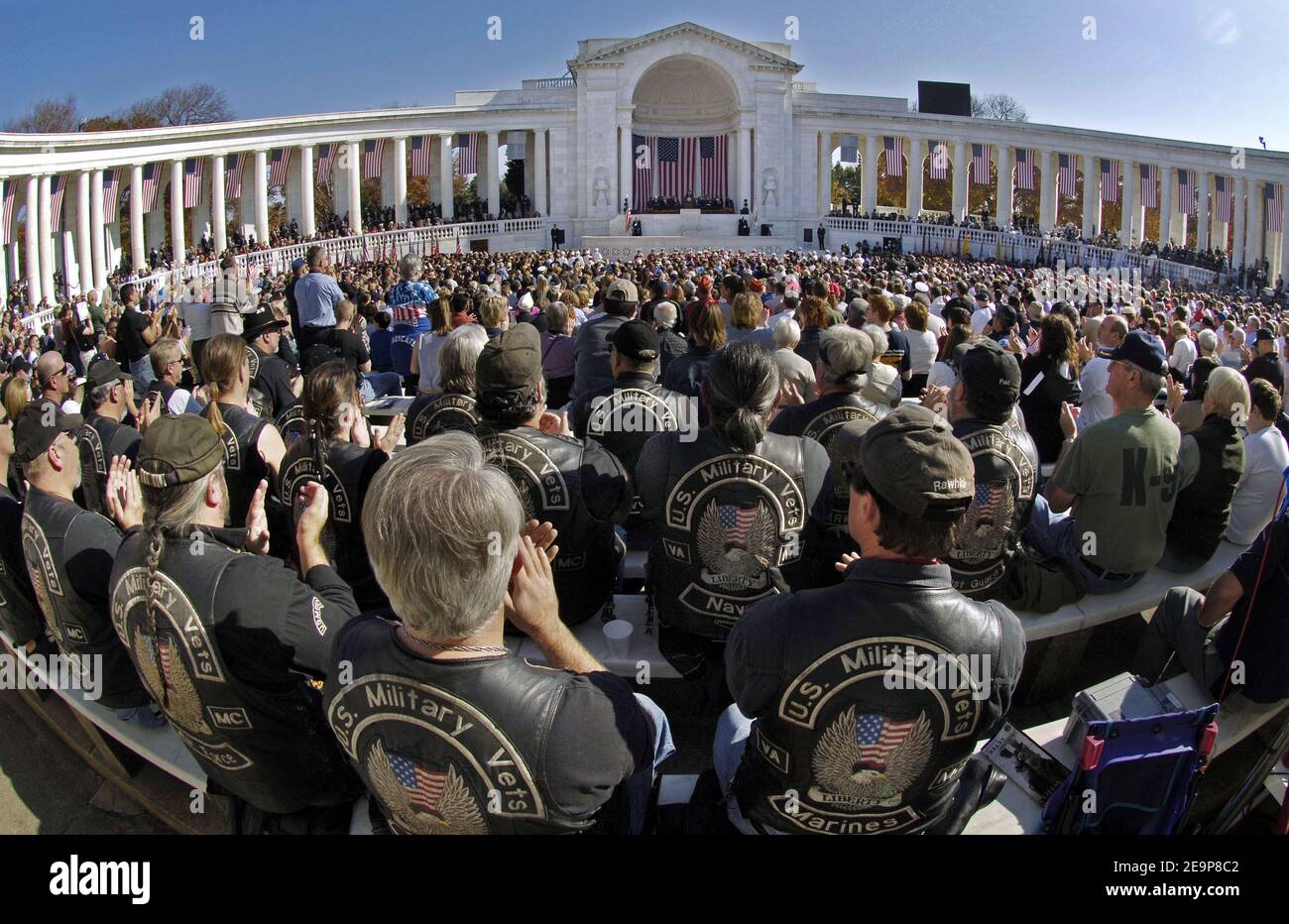 President Bush attends Veterans Day ceremony - Arlington Stock Photo ...