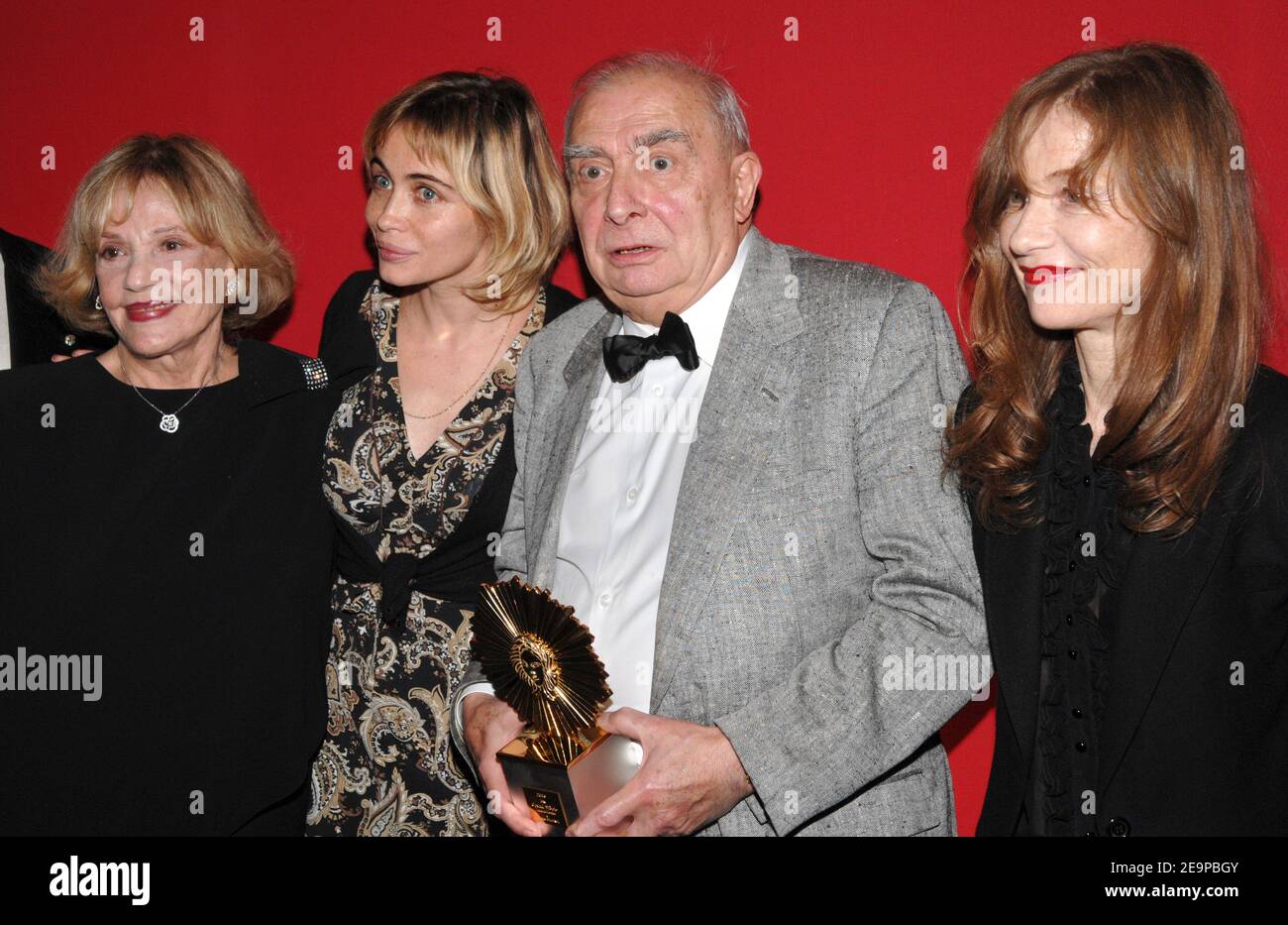 2006 france emmanuelle beart hi-res stock photography and images - Alamy