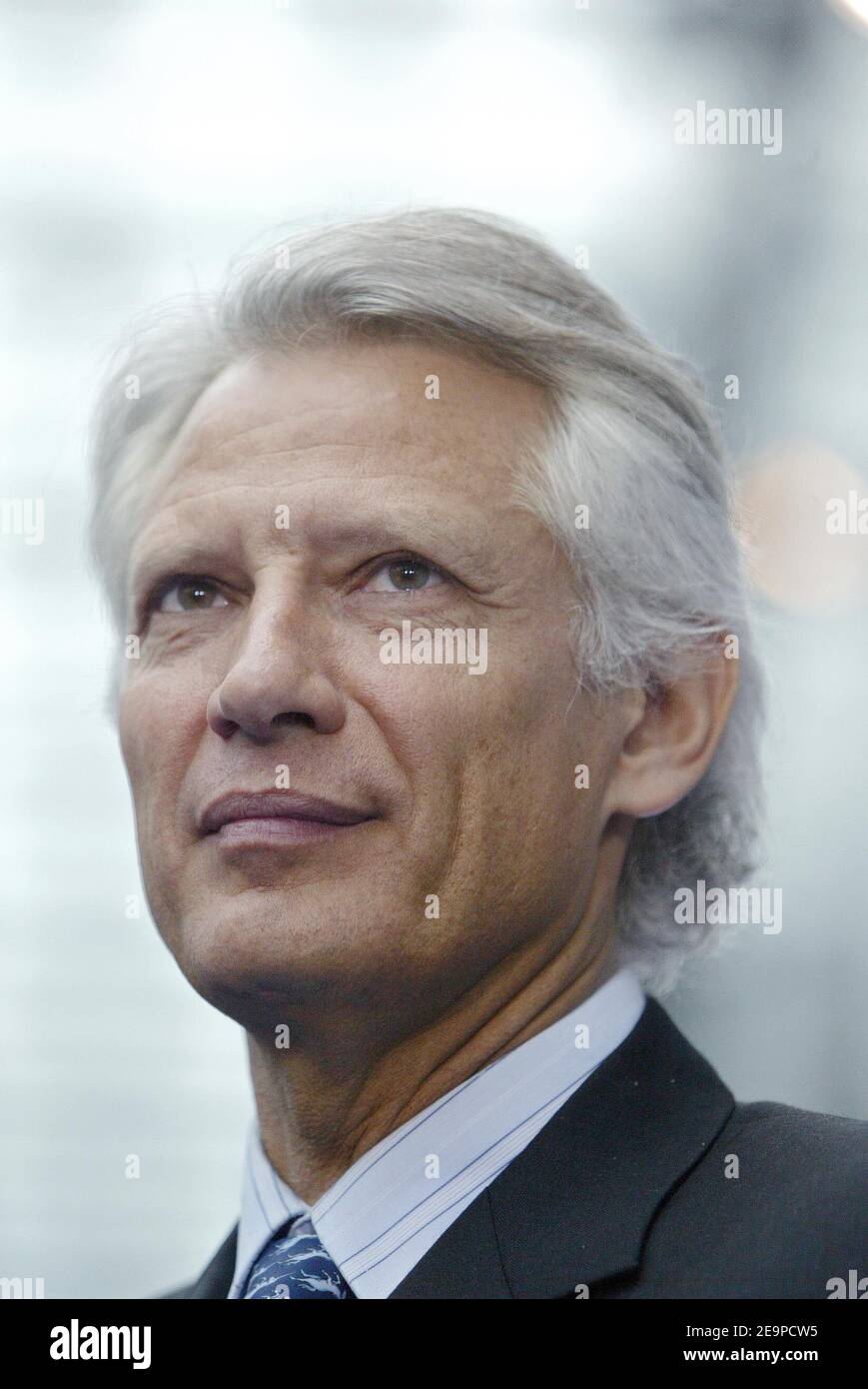 Prime Minister Dominique de Villepin inaugurates the new research ...