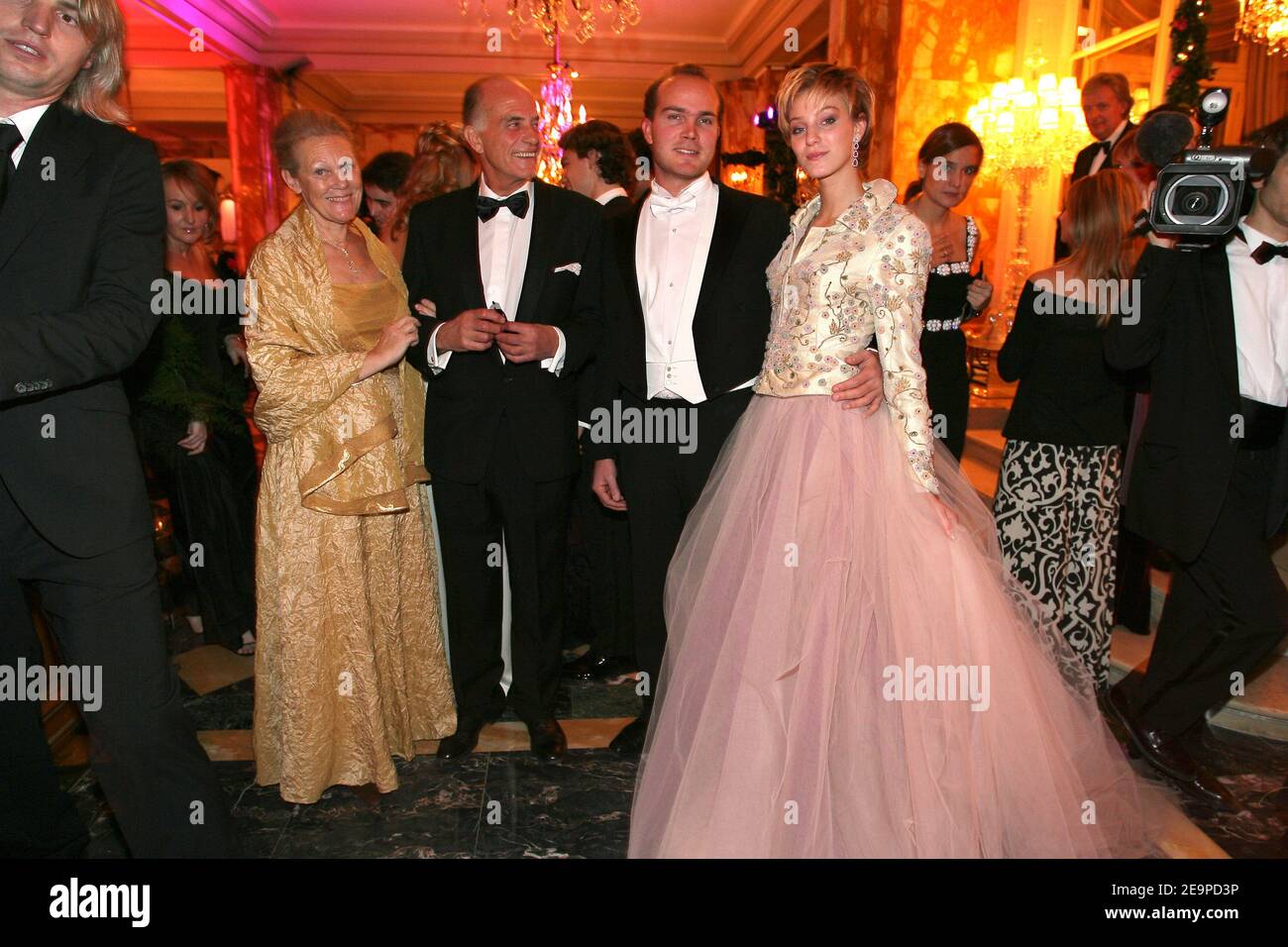 EXCLUSIVE. NO TABLOIDS. Aude de Commarque from France (wearing a ...