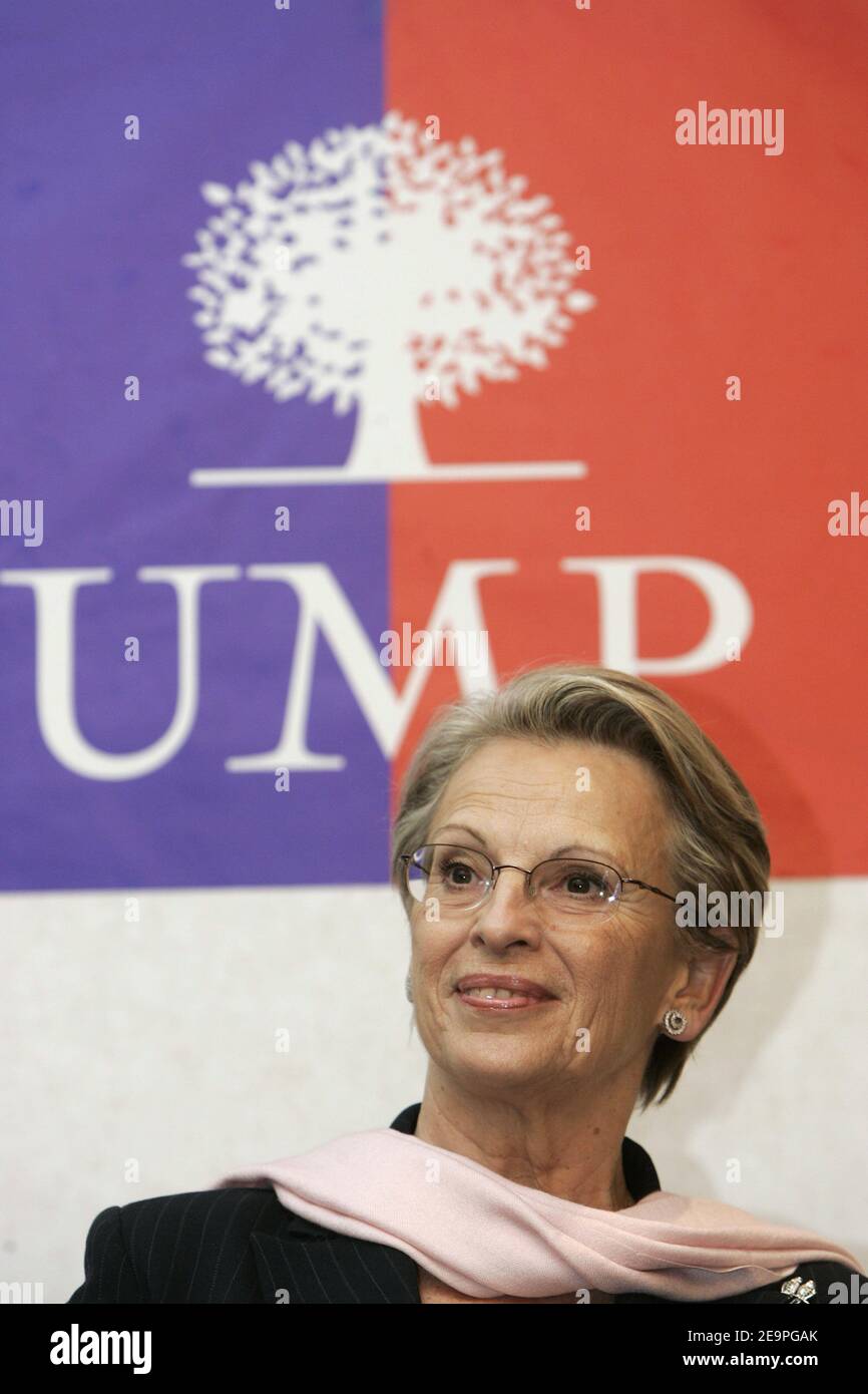 Logo de mousse hi-res stock photography and images - Alamy