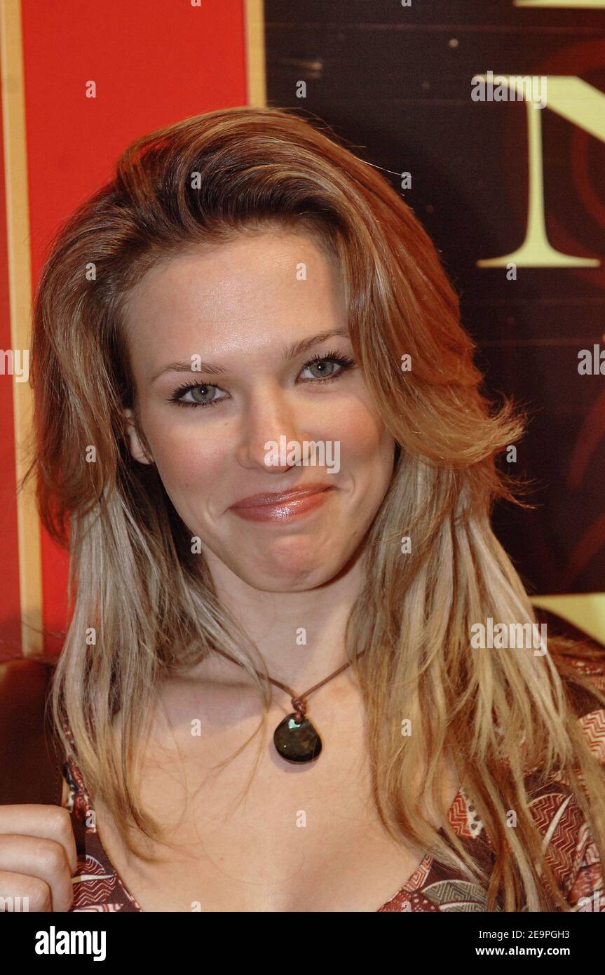 French singer Lorie attends the 'Phenix Circus' premiere benefit to ...