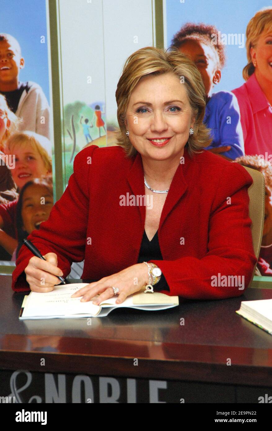 It takes a village hi-res stock photography and images - Alamy