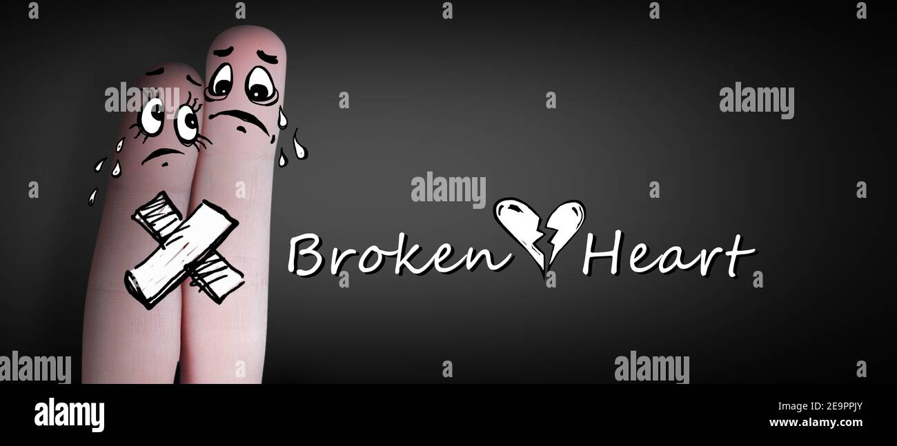 Heartbreak concept with broken heart. Separation and divorce. 3d ...