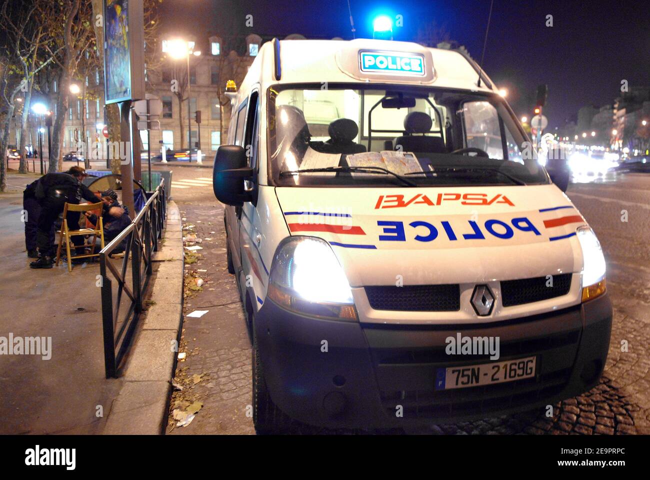 'Bapsa' squad members assist homelesses in the streets of Paris, France ...