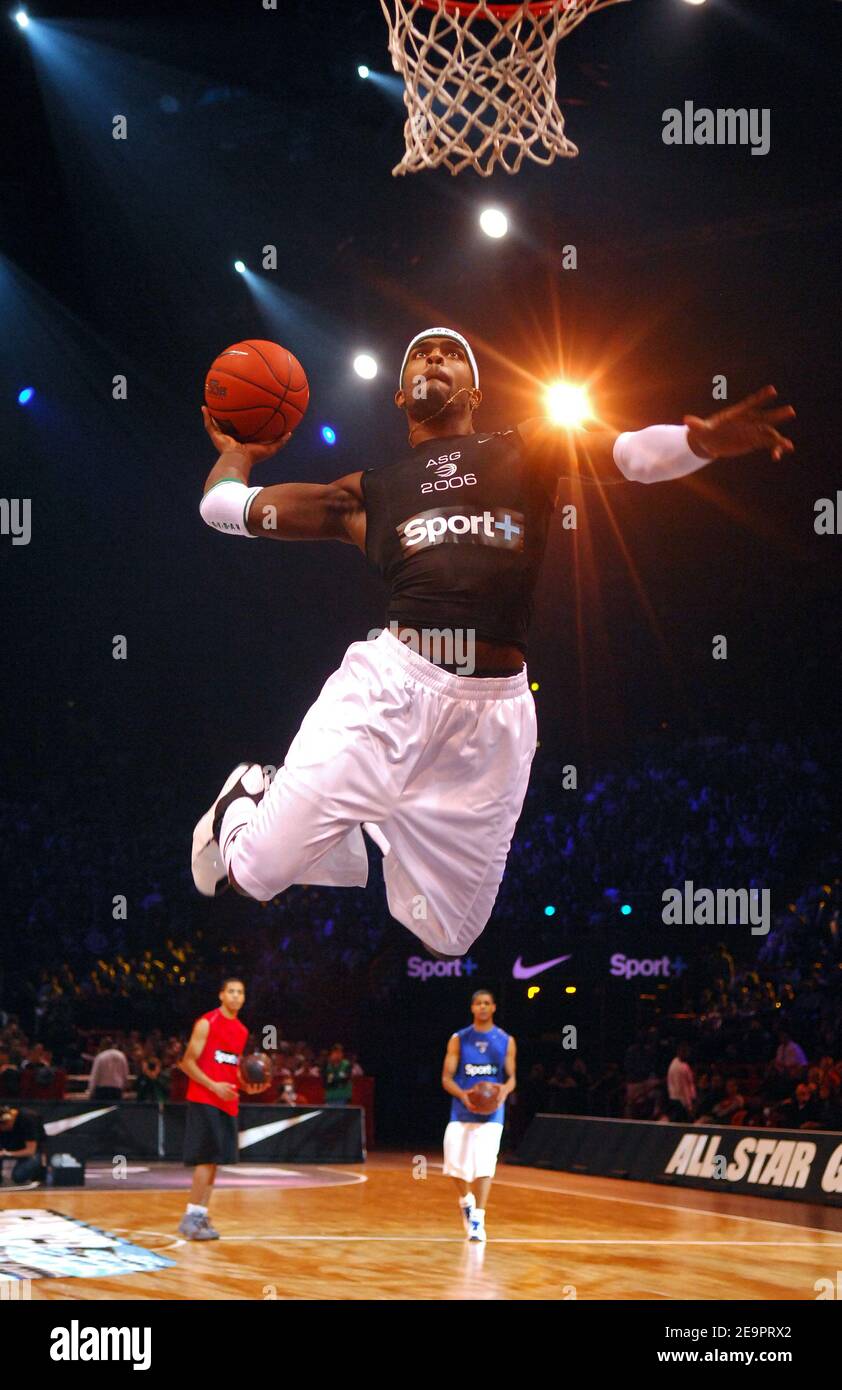 Mitchell dwayne hi-res stock photography and images - Alamy