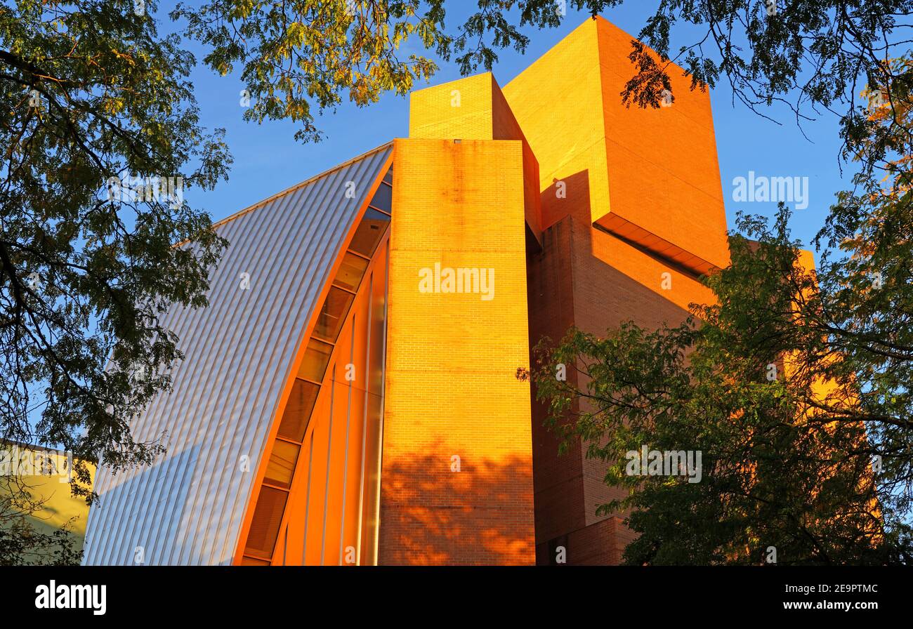 PRINCETON, NJ -15 OCT 2020- Exterior view of the Lewis Science Library ...