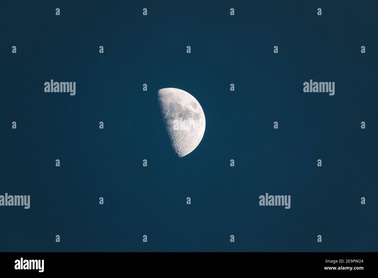 Half moon shape hi-res stock photography and images - Alamy