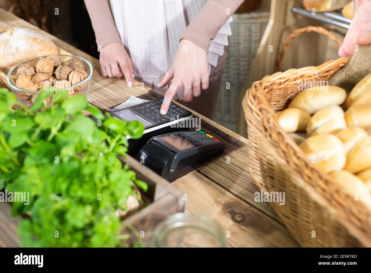 The seller's responsibility is also to punch all transactions concluded ...