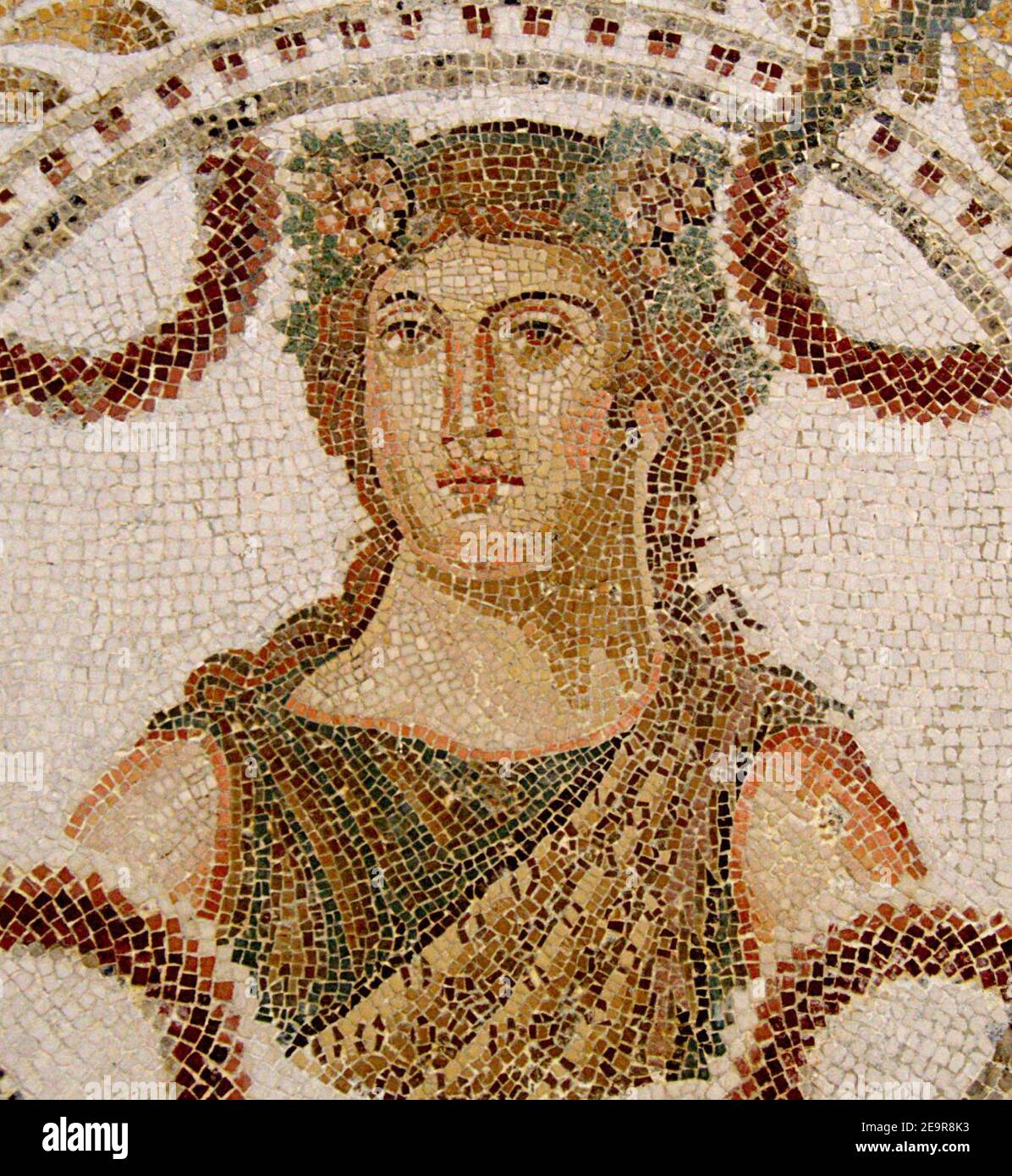 Mosaïque au musée Lamta, juillet Stock Photo - Alamy