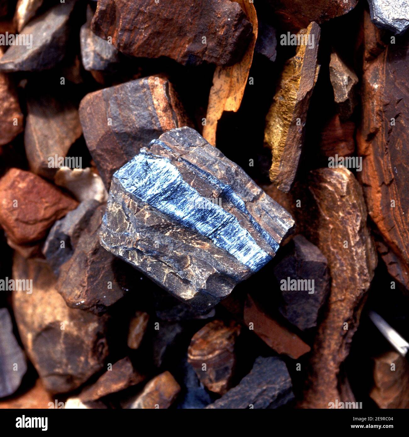 Blue asbestos hi-res stock photography and images - Alamy