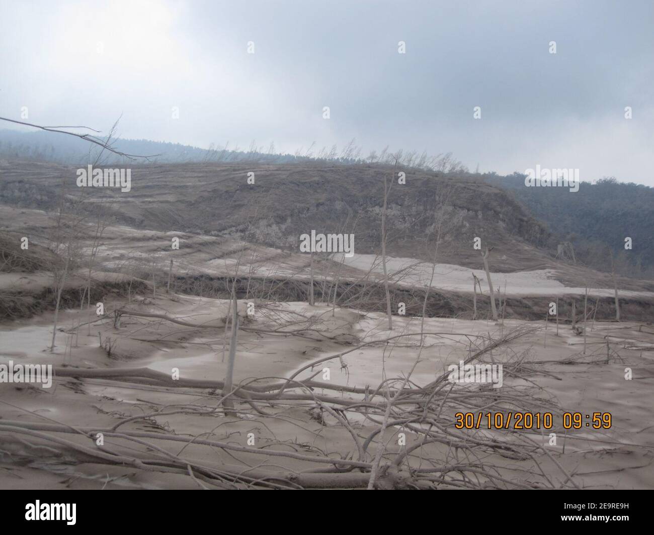 Mount merapi eruption hi-res stock photography and images - Alamy