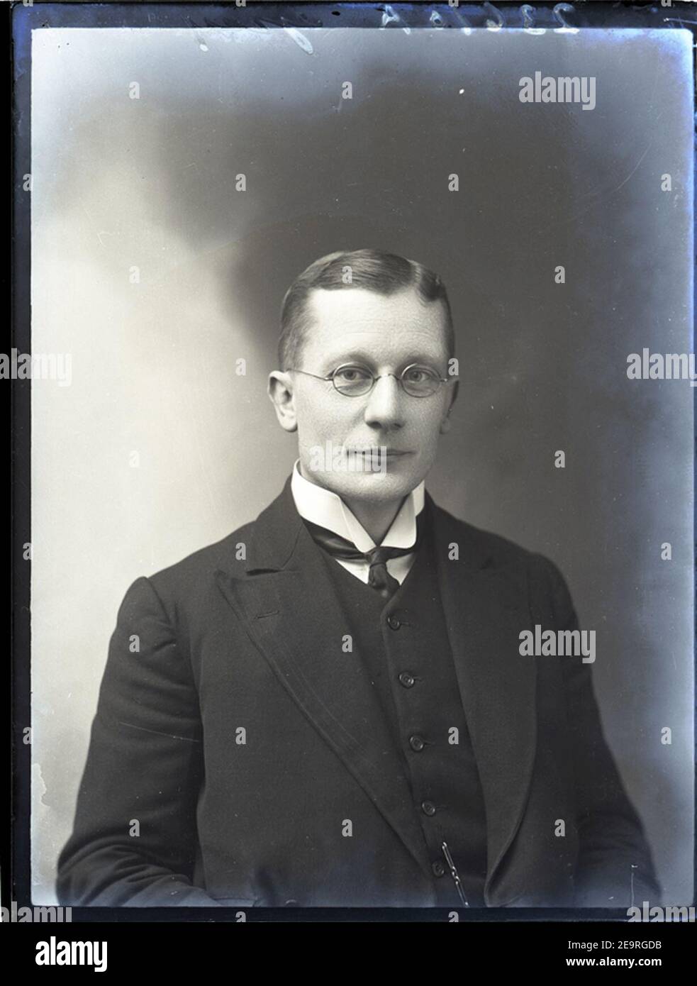 Mr gray hi-res stock photography and images - Alamy