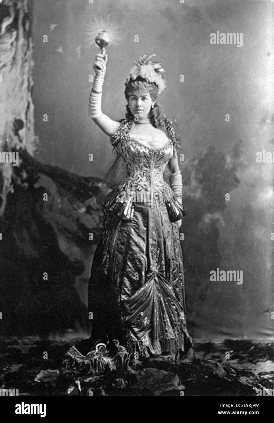 Mrs vanderbilt hi-res stock photography and images - Alamy