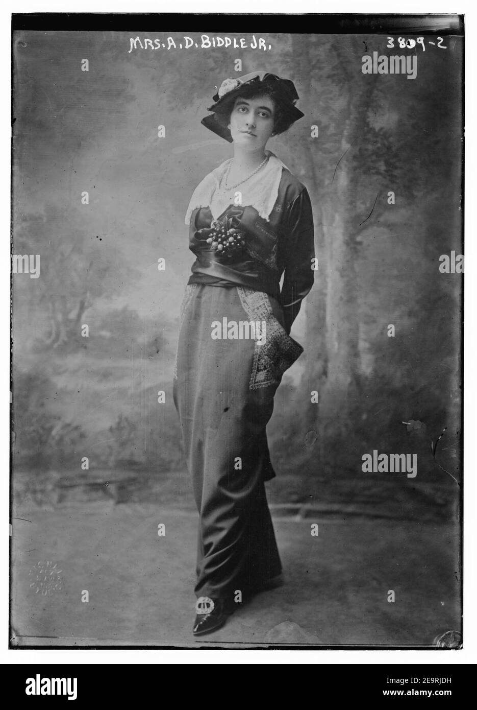 Mrs. A.D. Biddle Jr Stock Photo - Alamy