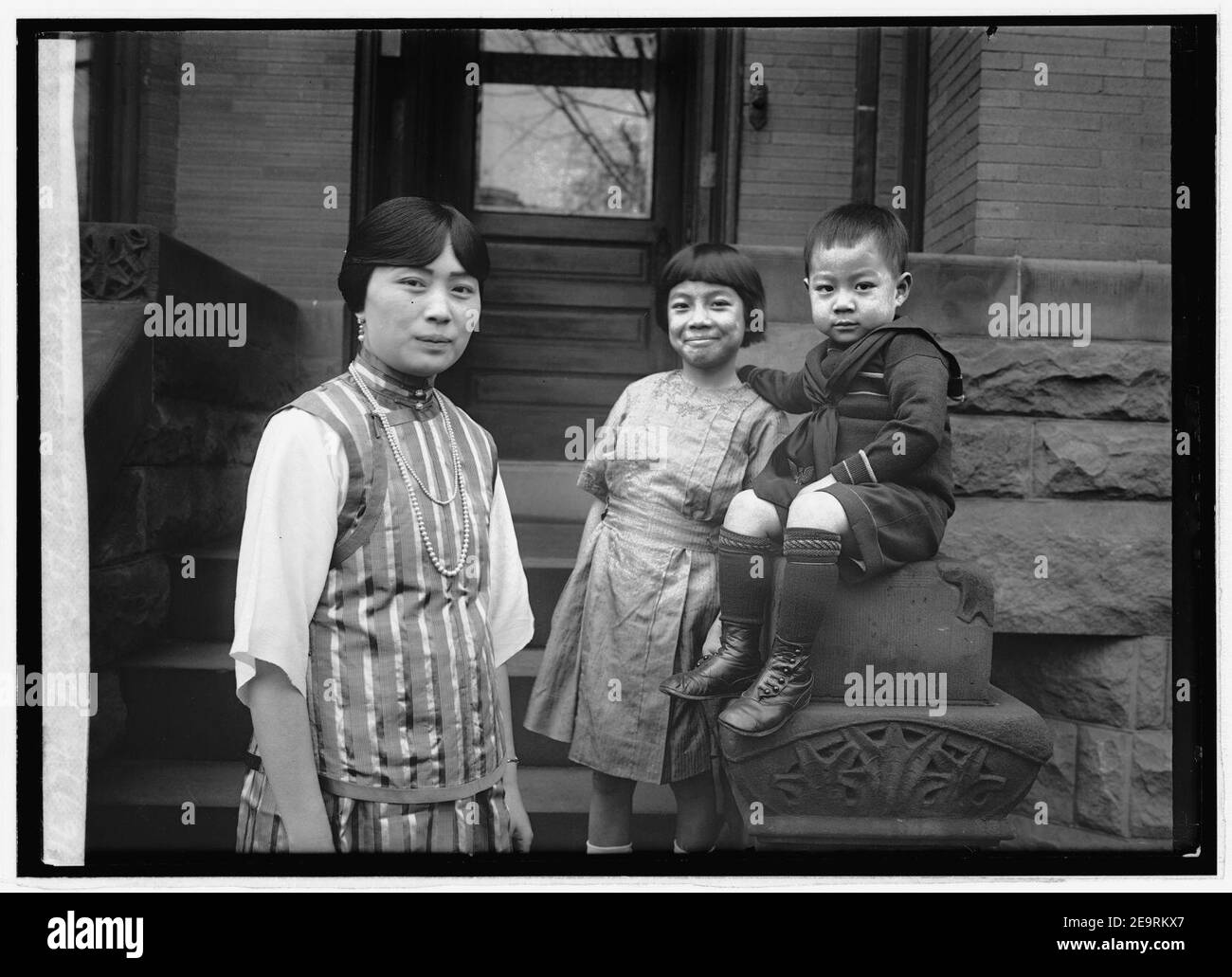 You g children Black and White Stock Photos & Images - Alamy