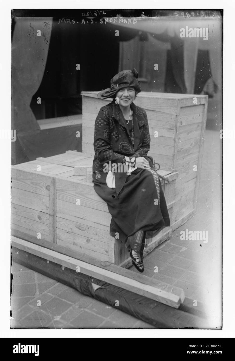 Mrs. H.S. Shonnard Stock Photo - Alamy