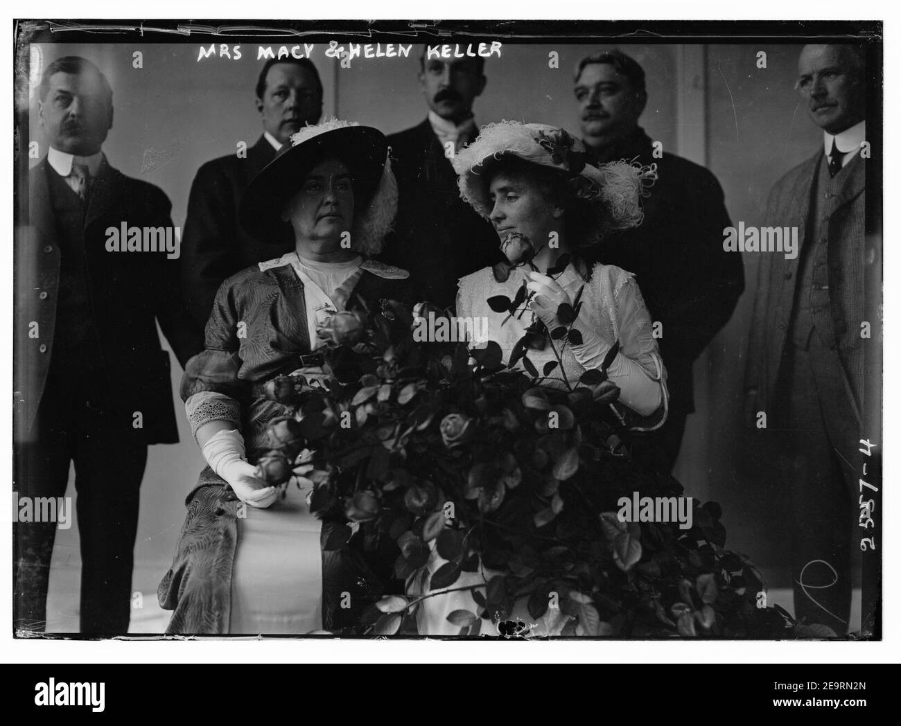 Mrs macy hi-res stock photography and images - Alamy