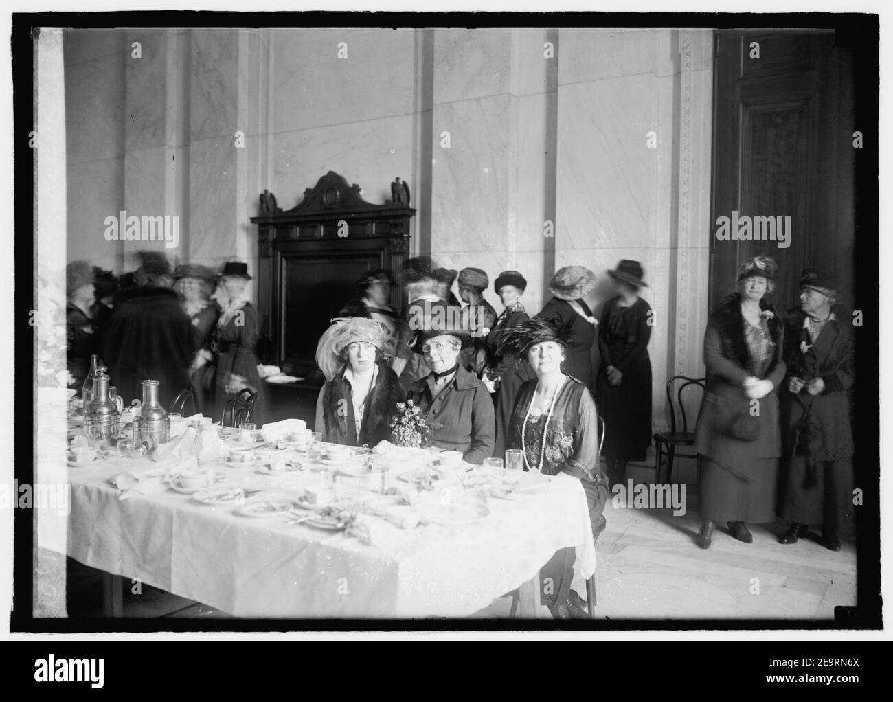 Mrs. McLean, Mrs. Harding, & Mrs. Marshall, (12-7-20 Stock Photo - Alamy