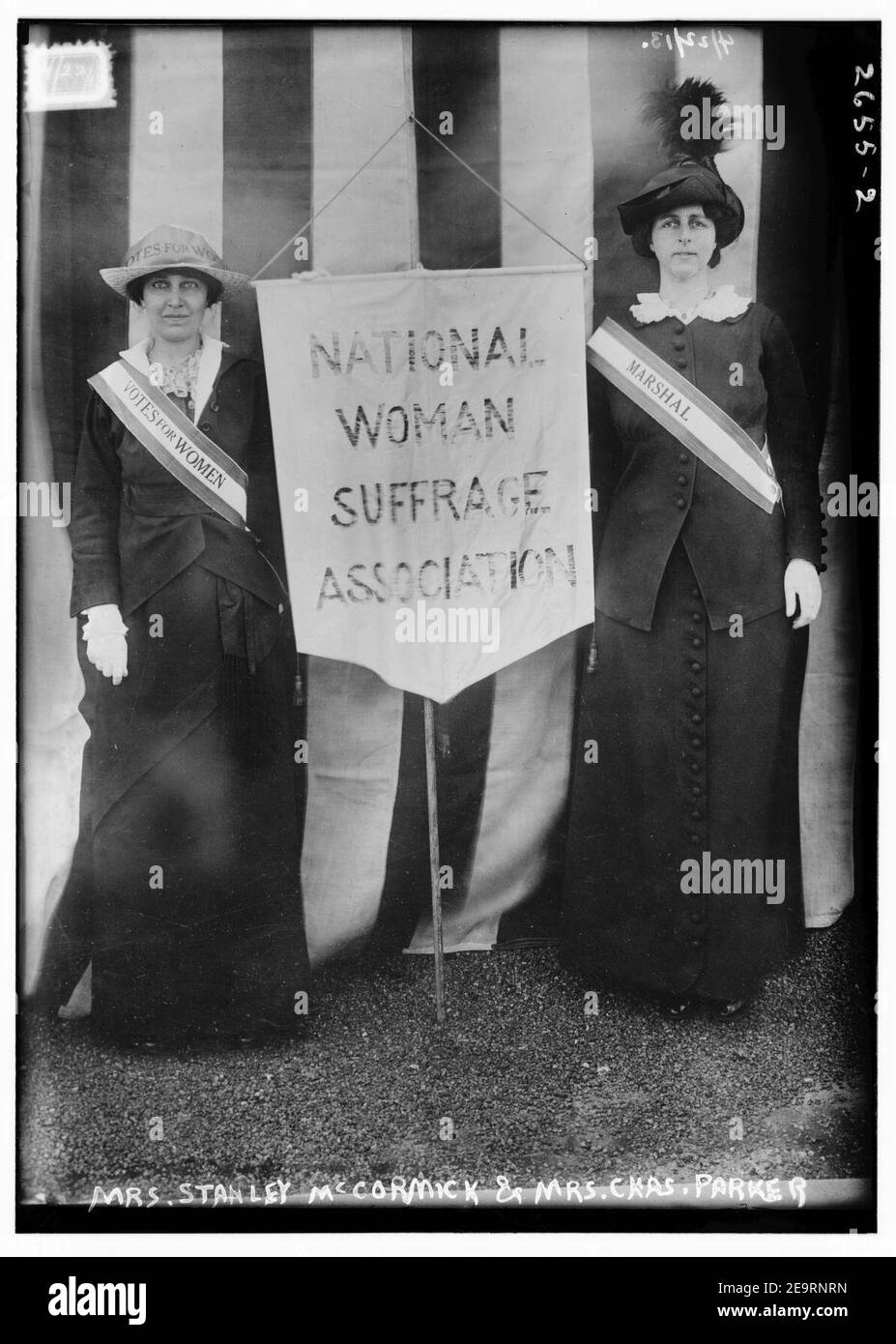 Mrs. Stanley McCormick and Mrs. Chas. Parker Stock Photo - Alamy