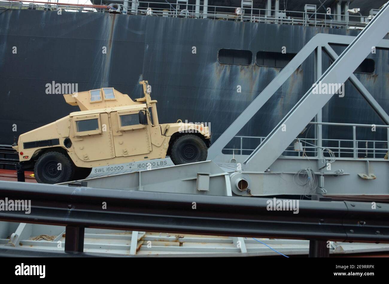 MSC's USNS Stockham and USNS Montford Point perform 'skin-to-skin ...