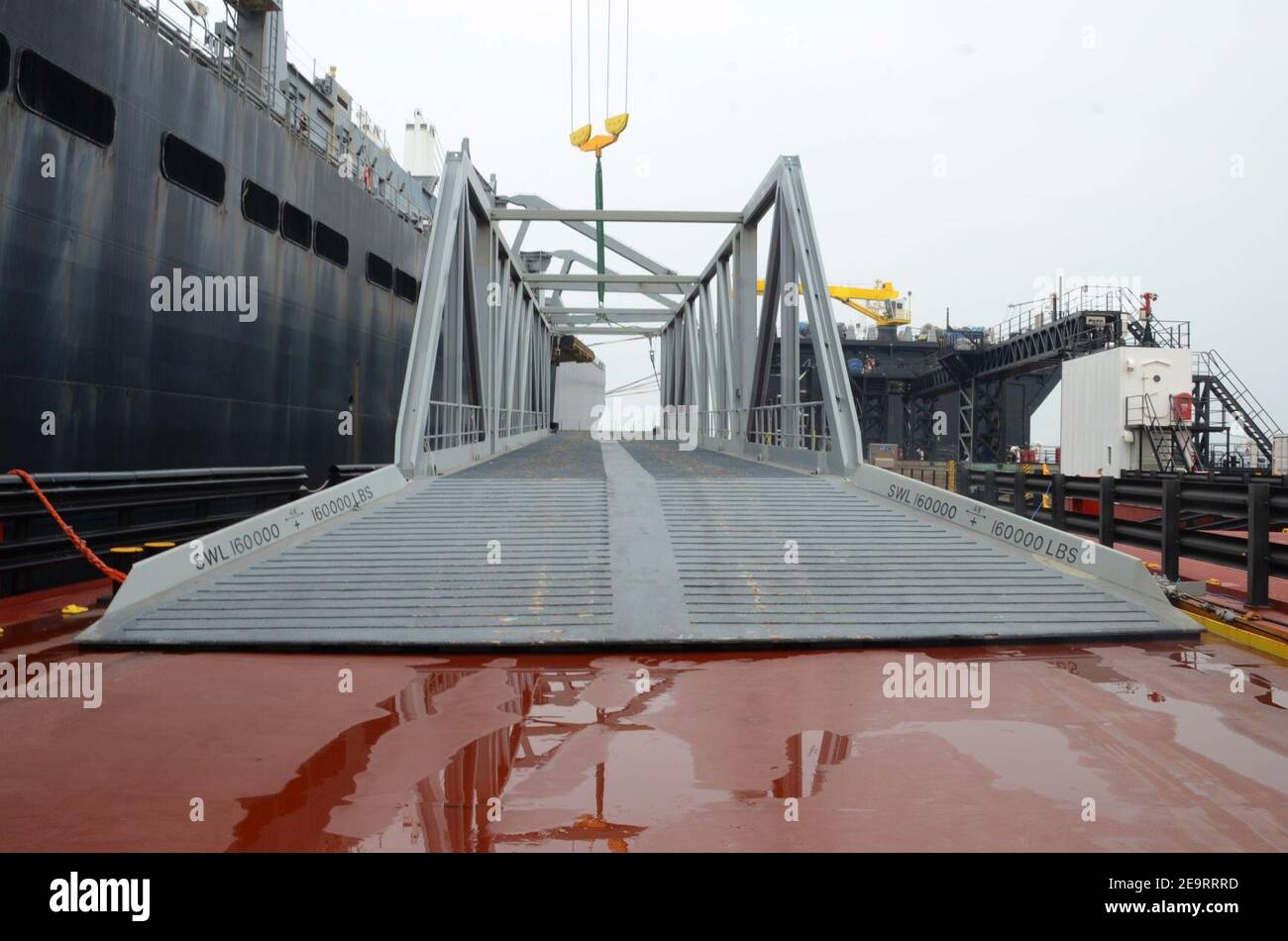 MSC's USNS Stockham and USNS Montford Point perform 'skin-to-skin ...