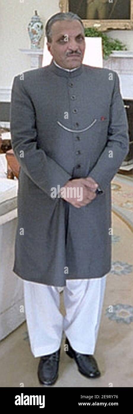 Muhammad Zia-ul-Haq 1982 Stock Photo - Alamy