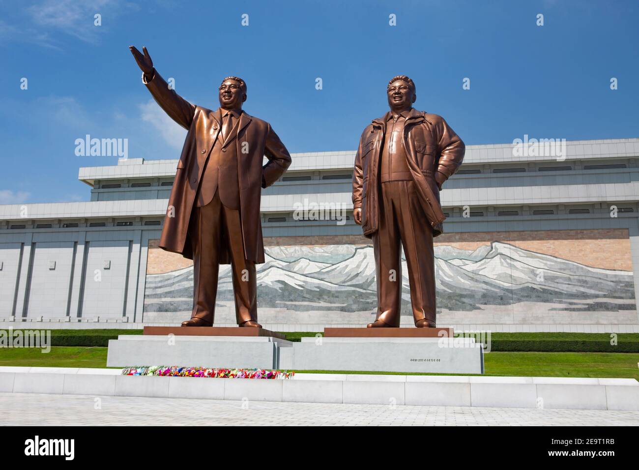 The statues of North Korean President and his father at the capital ...