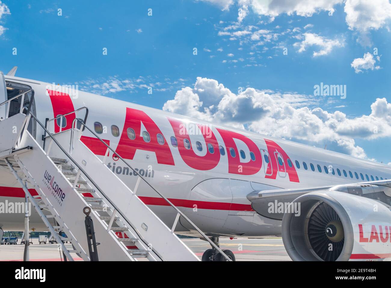 Lauda a320 hi-res stock photography and images - Alamy