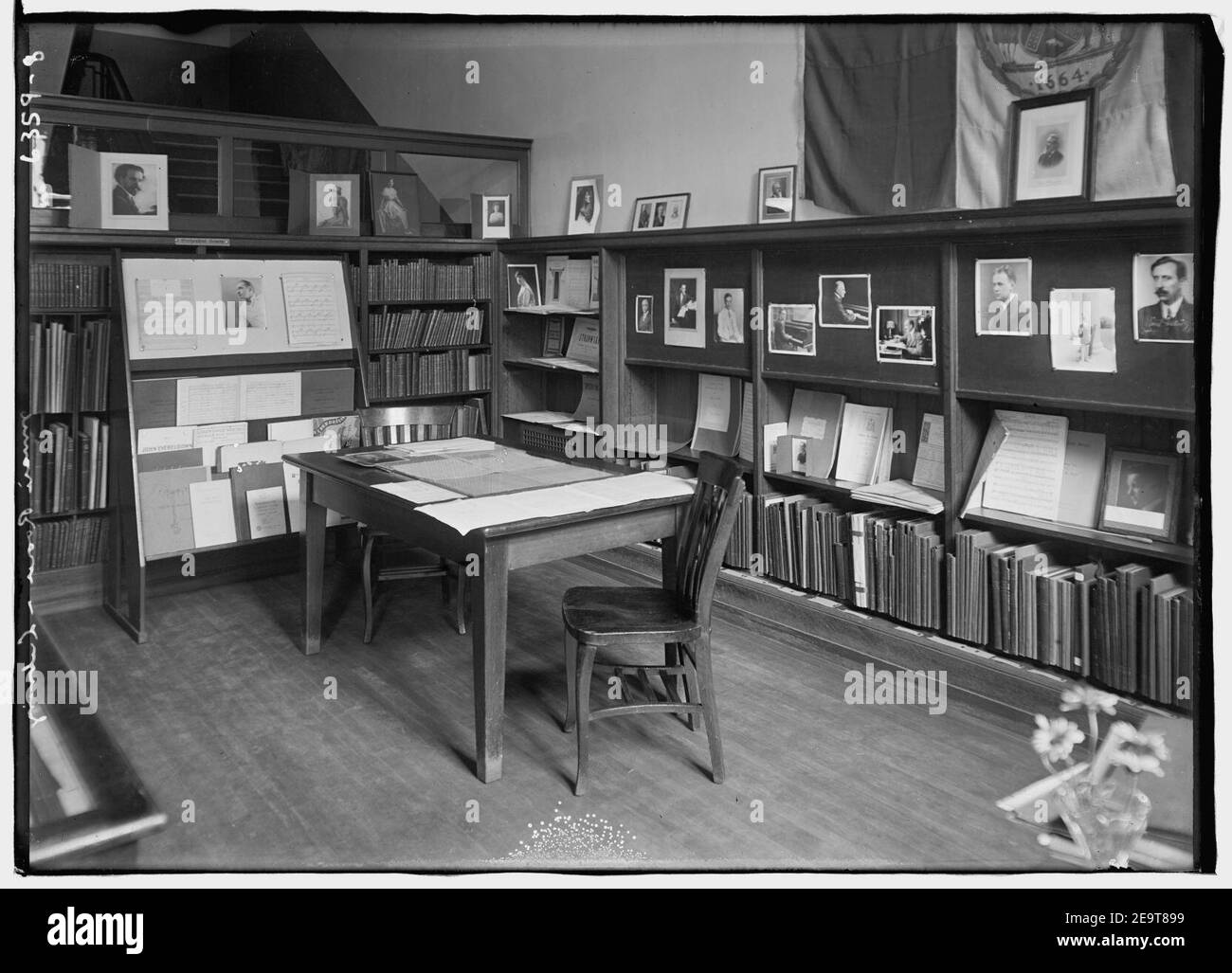 Music Room - Library - 58th St. (N.Y Stock Photo - Alamy