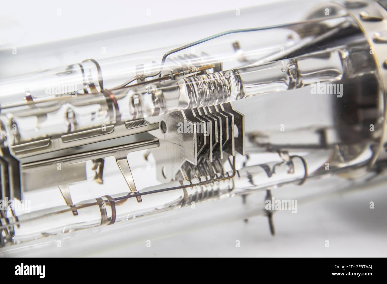 Cathode ray tube oscilloscope hi-res stock photography and images - Alamy