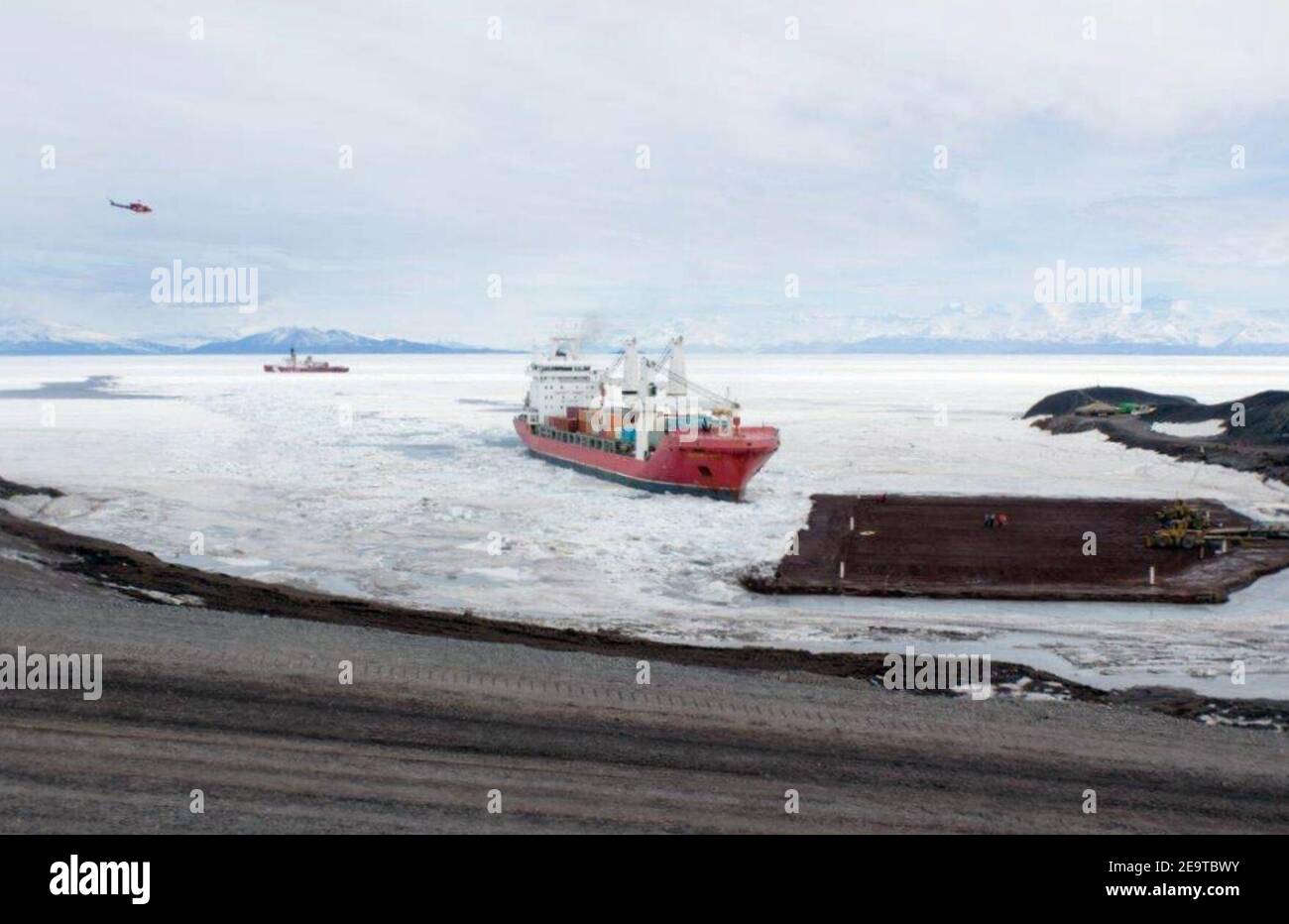 Mv ocean giant hi-res stock photography and images - Alamy