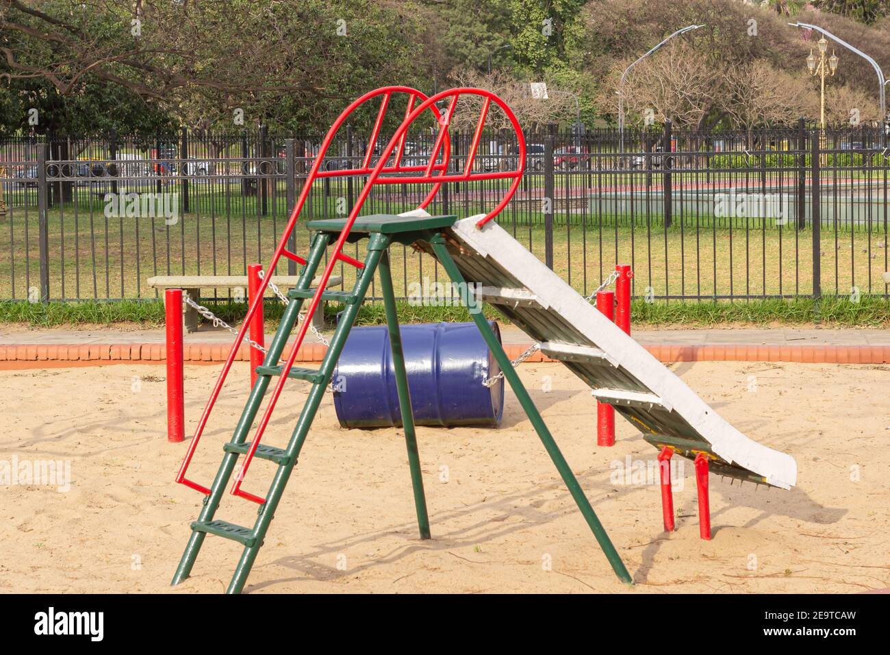 Playground with no kids hi-res stock photography and images - Alamy