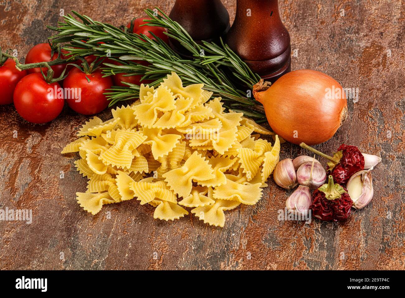 Raw Italian durum wheat farfalle pasta for cooking Stock Photo - Alamy