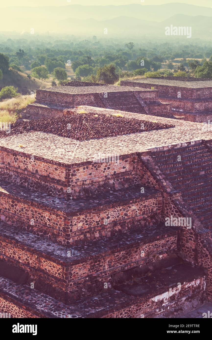 Aztec civilization, mexico hi-res stock photography and images - Alamy