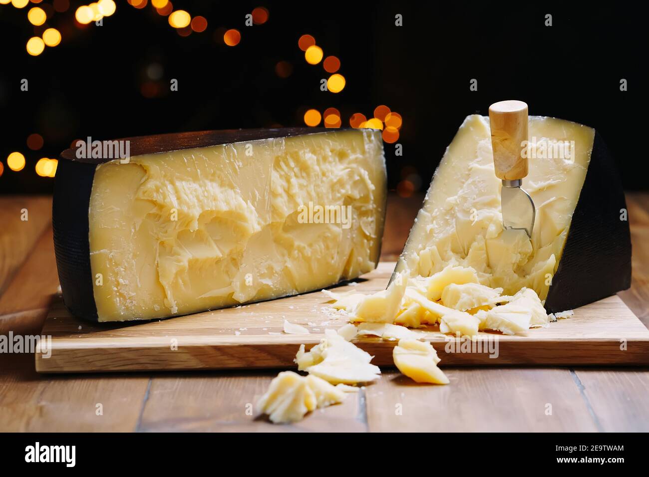 Medium hard cheese head edam hi-res stock photography and images - Alamy