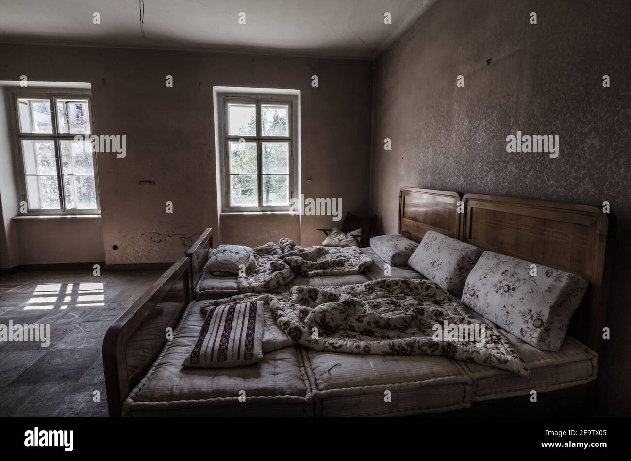 Old Abandoned Beds