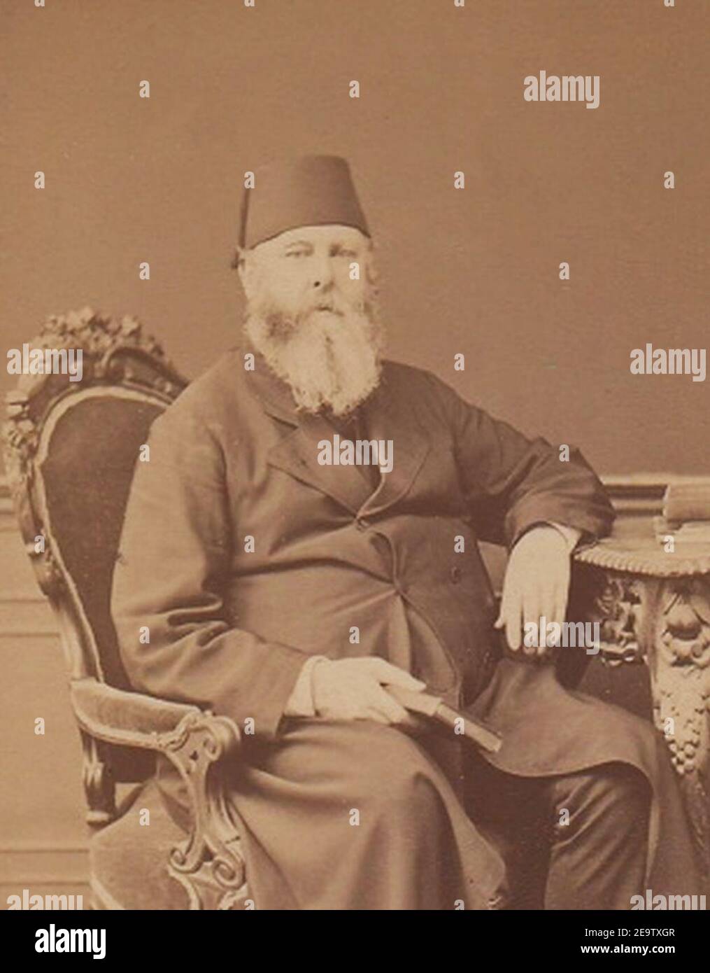 Naili hi-res stock photography and images - Alamy