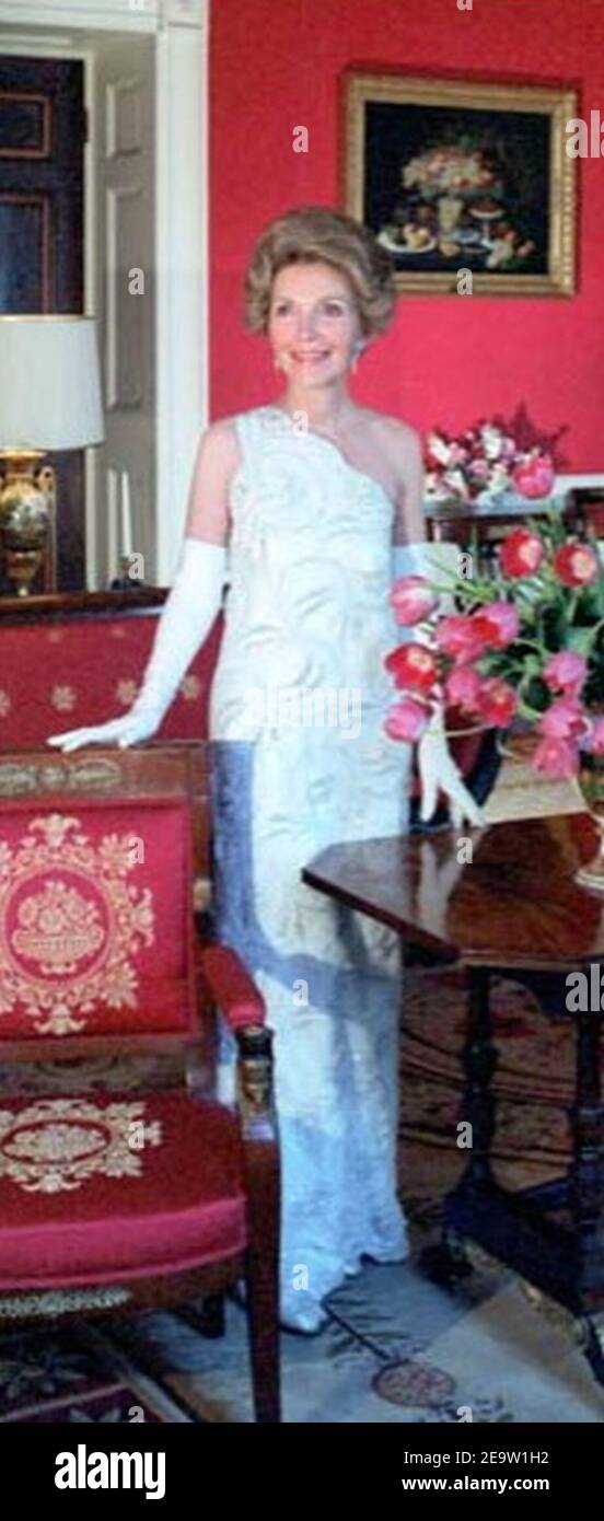 Nancy reagan 1981 hi-res stock photography and images - Alamy