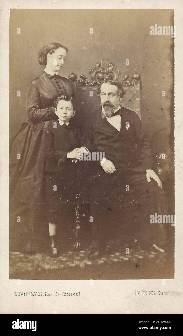Iii family hi-res stock photography and images - Alamy
