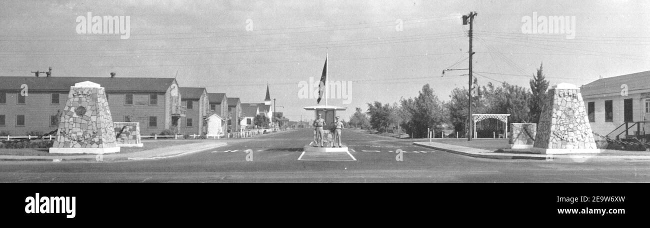 01 gate hi-res stock photography and images - Alamy