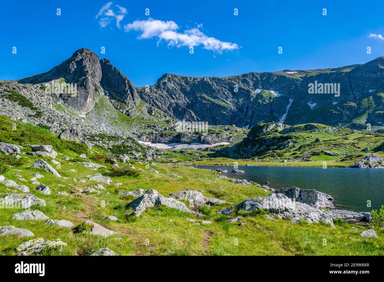 Trefoil lake hi-res stock photography and images - Alamy